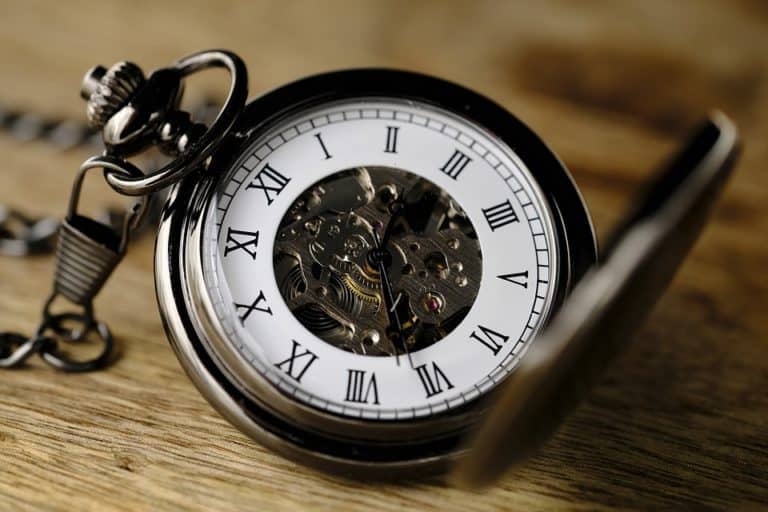 17 Cool Types of Metal Crafts with Pictures | Crafts Glossary